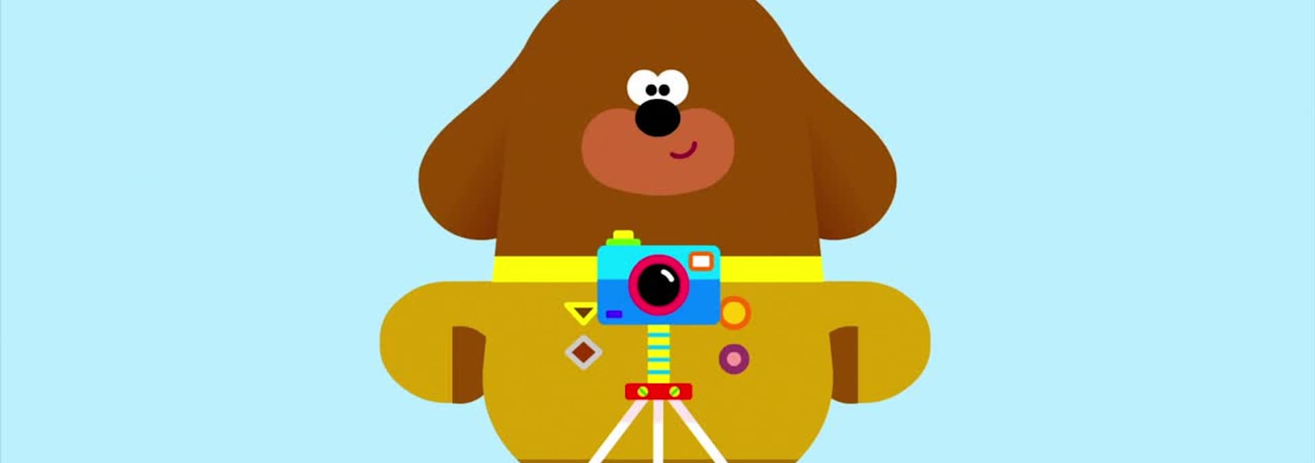 Watch Hey Duggee S03:E04 - The Breakfast Badge/The Family Photo Badge ...