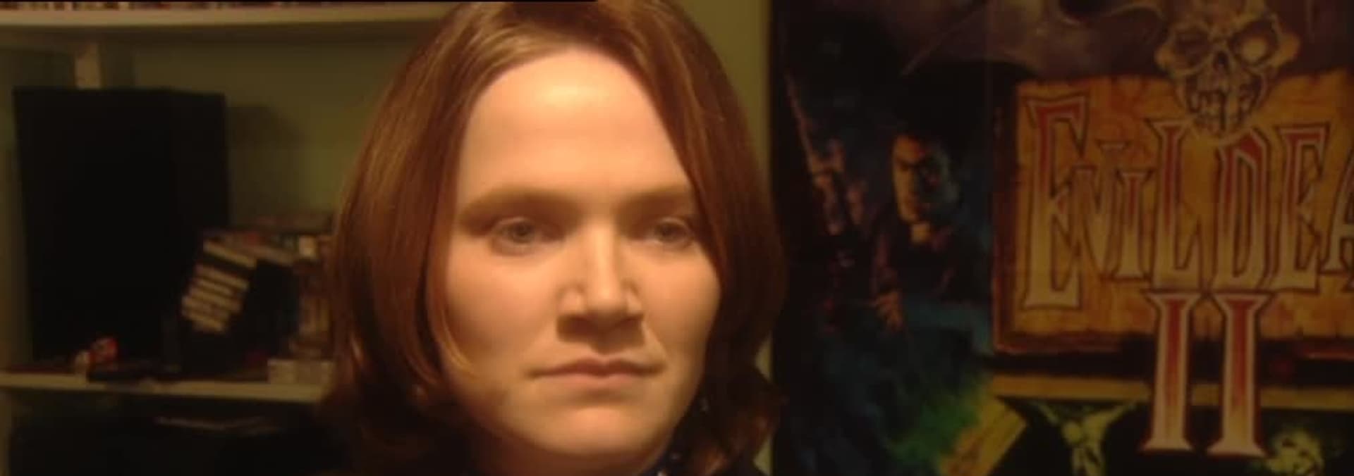 Watch Spaced S01:E05 - Chaos - Free TV Shows | Tubi