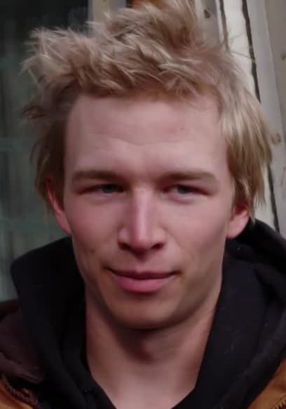 Watch Jade Fever S02:E02 - Out in the Cold - Free TV Shows | Tubi