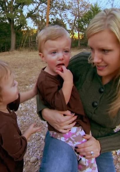Watch Quints by Surprise S02:E02 - Camping Out - Free TV Shows | Tubi