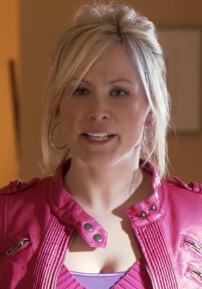 Watch Less Than Kind S02:E08 - Road Trip - Free TV Shows | Tubi