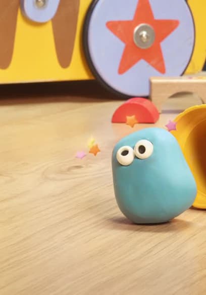 Watch The Very Small Creatures S01:E01 - The Very Small Creatures ...