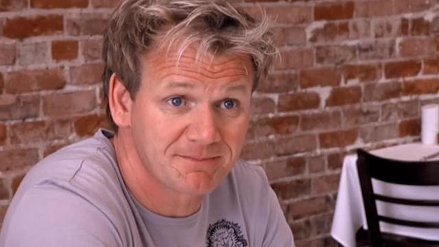 Watch Kitchen Nightmares en Español S01:E03 - Sebastian's - Free TV ...