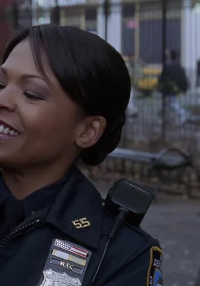 Watch Third Watch S05:E12 - Black & Blue - Free TV Shows | Tubi