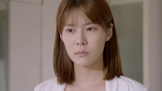 Watch VIC S01:E02 - The Mystery Gift - Free TV Shows | Tubi