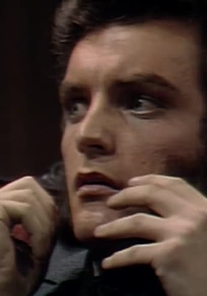 Watch Dark Shadows S13:E15 - Episode 710 - Free TV Shows | Tubi