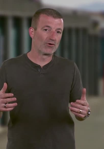 Watch Storage Hunters S01:E06 - Disaster Strikes! - Free TV Shows | Tubi