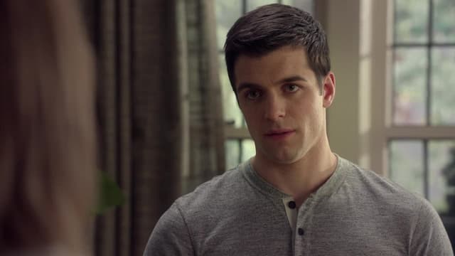 Watch Good Witch S02:E02 - Driven - Free TV Shows | Tubi