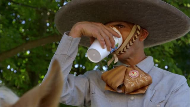 Watch Booze Traveler S02:E08 - Texas Is Full of It - Free TV Shows | Tubi