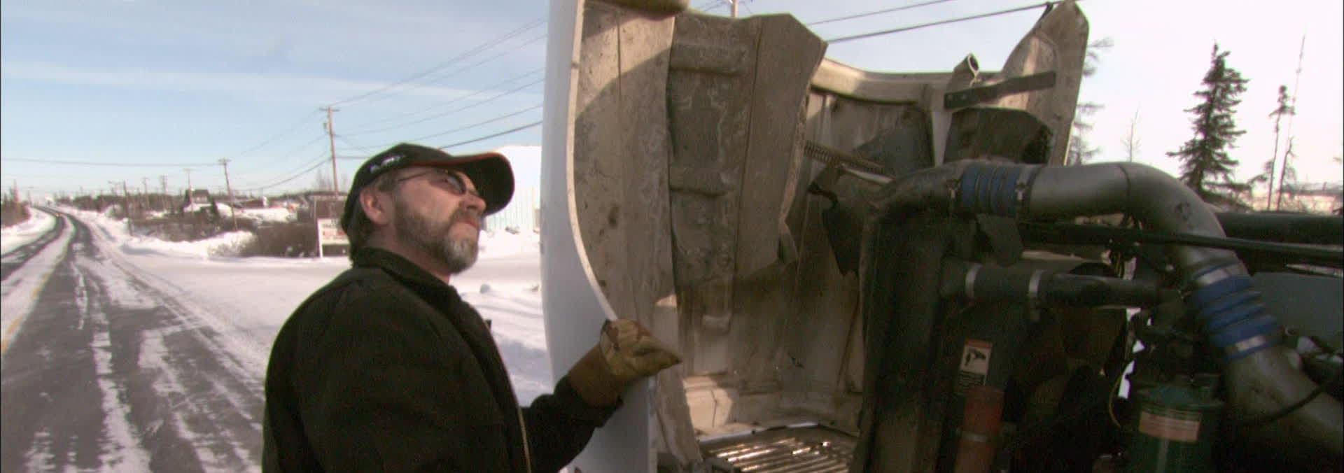 Watch Ice Road Truckers S01:E12 - Off the Ice - Free TV Shows | Tubi