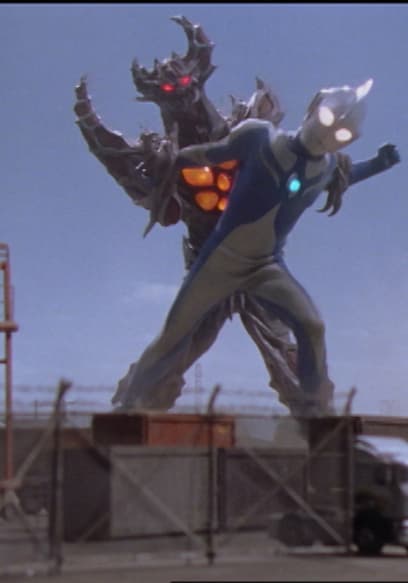 Watch Ultraman Cosmos S01:E26 - The Power to Defeat Chaos - Free TV ...