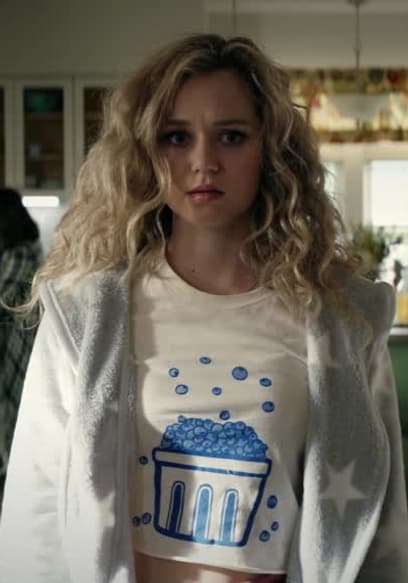 Watch Stargirl S02:E02 - Summer School: Chapter Two - Free TV Shows | Tubi