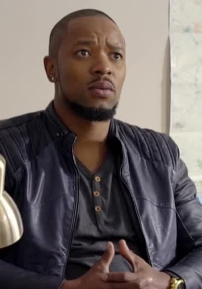 Watch The Queen S01:E06 - Settling Scores - Free TV Shows | Tubi