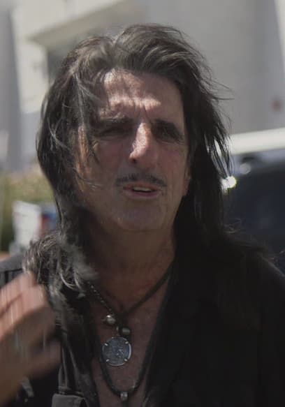 Watch Counting Cars S09:E10 - Alice Cooper's Dream - Free TV Shows | Tubi