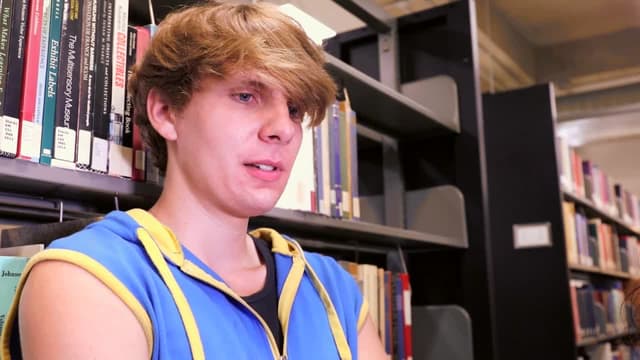 Watch My Neck S01:E06 - The Final Necking Battle - Free TV Shows | Tubi