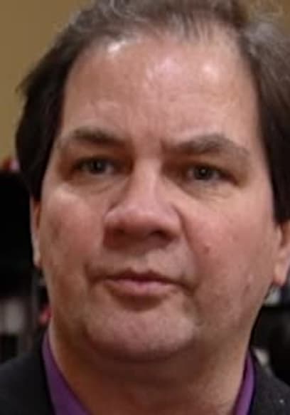 Watch Kitchen Nightmares en Español S01:E16 - Perla - Free TV Shows | Tubi