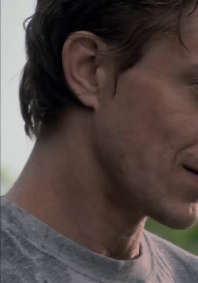 Watch Rabbit Fall S01:E04 - A Messenger, a Message - Free TV Shows | Tubi