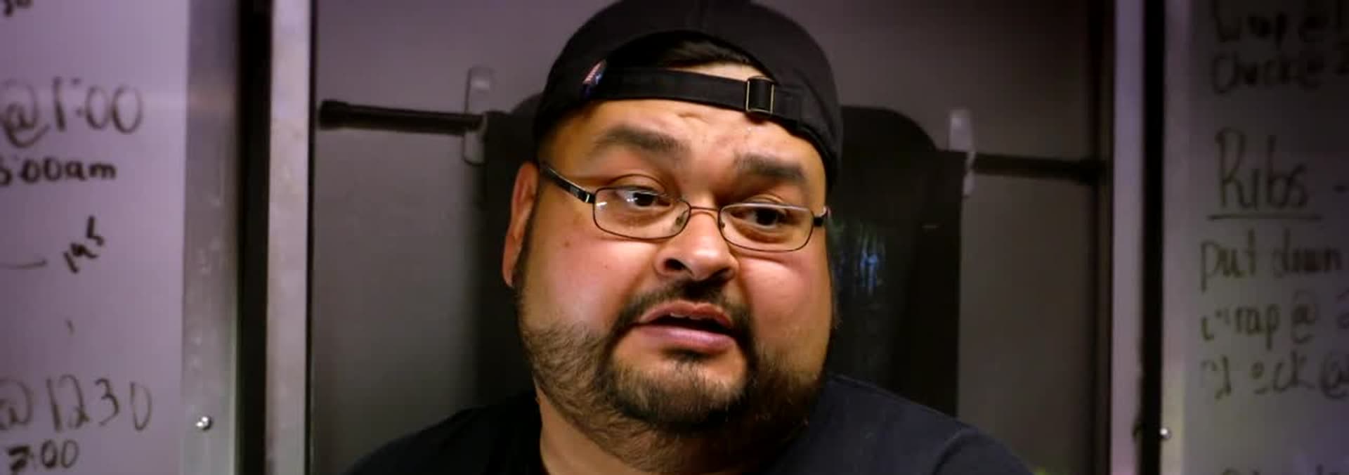 Watch BBQ Pit Wars S02:E04 - Roman Roast on the River - Free TV Shows | Tubi