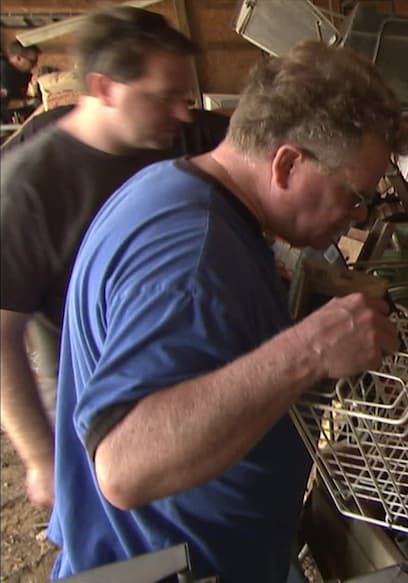 Watch Hoarders S03:E11 - Tami/George - Free TV Shows | Tubi