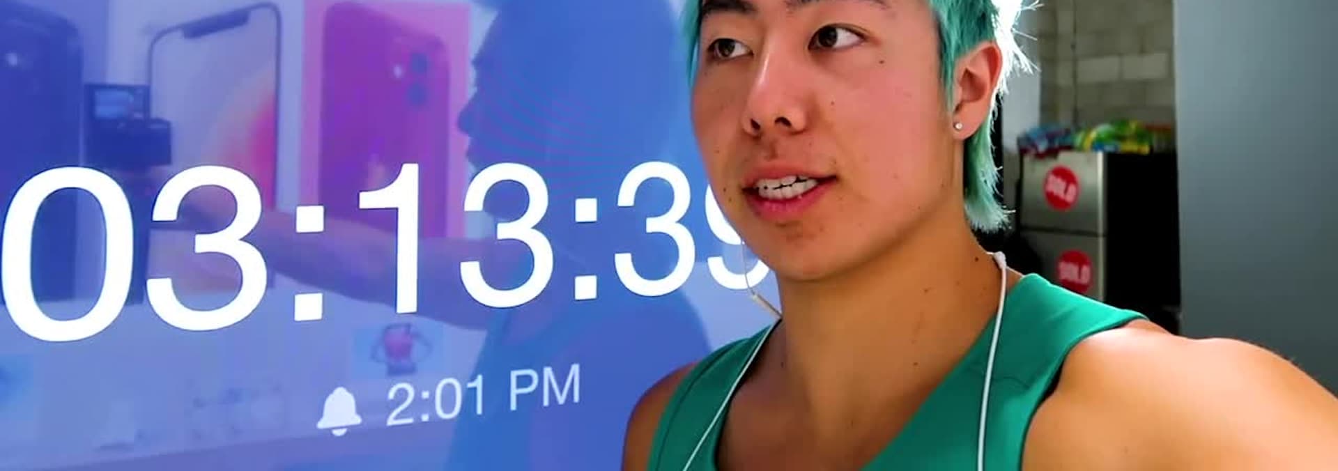 Watch ZHC S01:E12 - I Bought the World's Largest iPhone - Free TV Shows ...