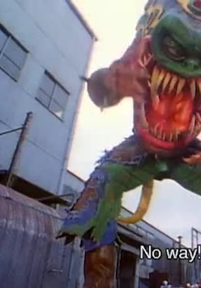 Watch Gekisou Sentai Carranger S01:E12 - The Signalman Who Came From ...