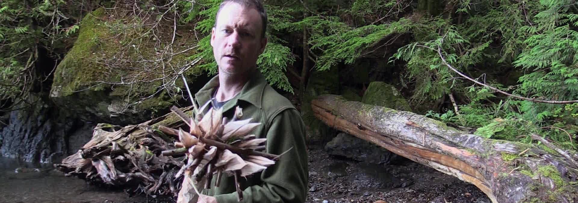 Watch Alone S02:E04 - Hunger's Grip - Free TV Shows | Tubi