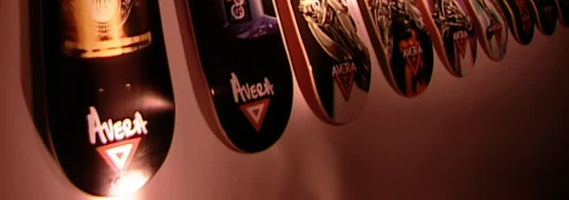Watch How It's Made S02:E21 - Ceramic Tiles and Skateboards - Free TV ...