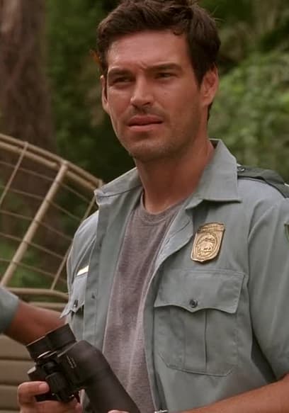 Watch Invasion S01:E06 - The Hunt - Free TV Shows | Tubi