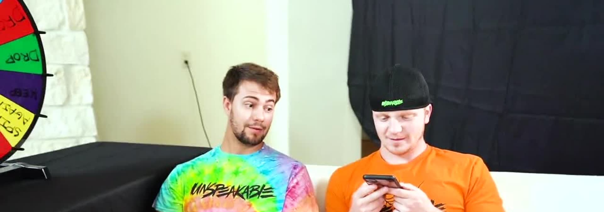 Watch Unspeakable S09:E02 - Extreme Keep, Drop or Drown Challenge ...