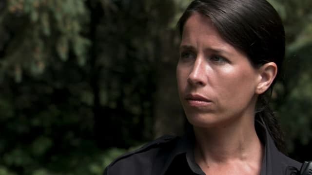 Watch Rabbit Fall S02:E04 - Berry Fast - Free TV Shows | Tubi