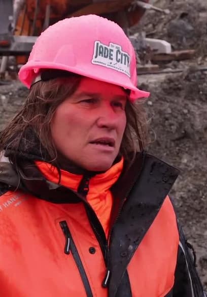 Watch Jade Fever S07:E07 - The Little Saw That Could - Free TV Shows | Tubi