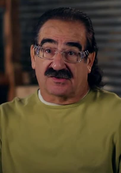 Watch Storage Wars: Texas S04:E24 - When Vic Comes to Shove - Free TV ...