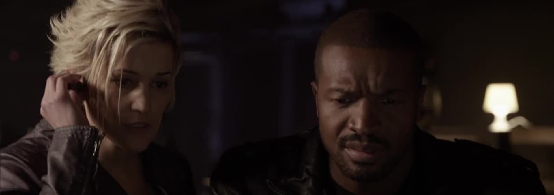 Watch Continuum S02:E04 - Second Skin - Free TV Shows | Tubi