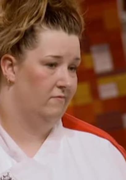 Watch Hell's Kitchen S09:E06 - 12 Chefs Compete - Free TV Shows | Tubi