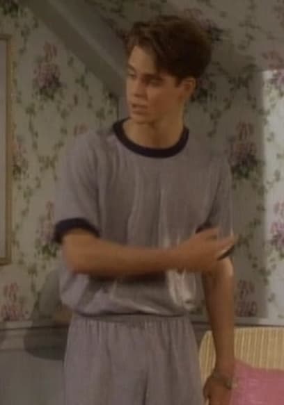 Watch Swans Crossing S01:E03 - Episode 3 - Free TV Shows | Tubi