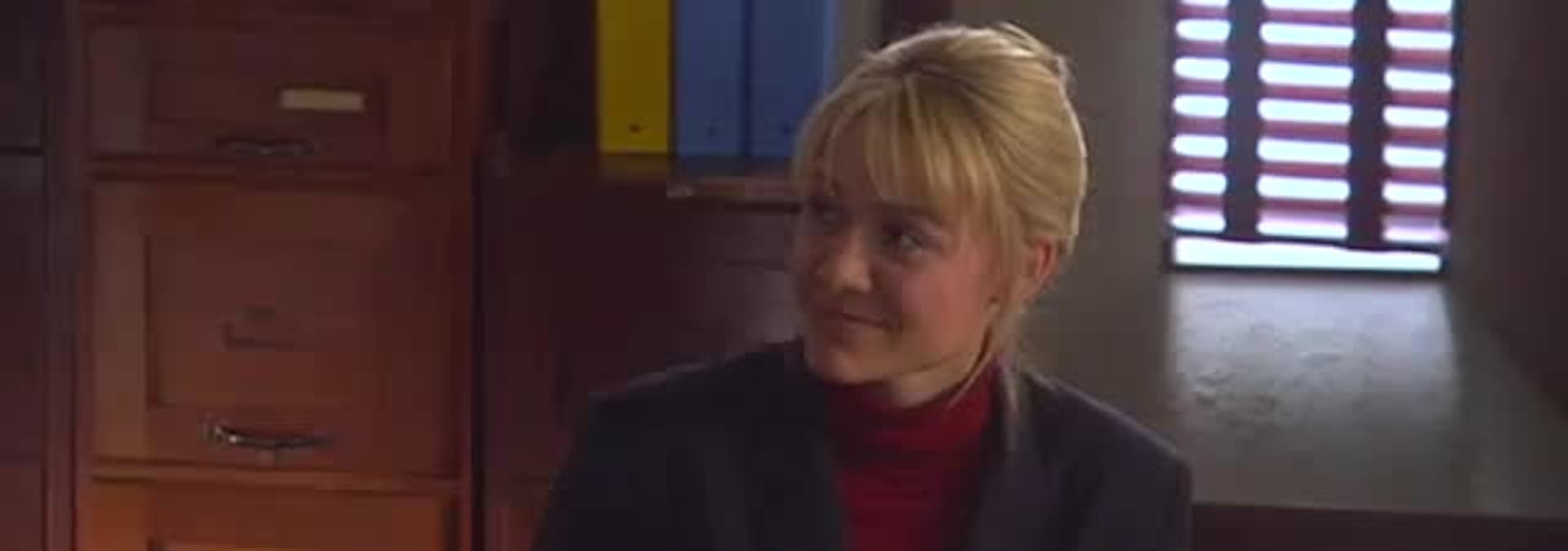 Watch Sue Thomas: F.B.Eye S01:E109 - Greed - Free TV Shows | Tubi