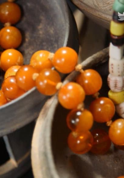 Watch Strange Inheritance S03:E04 - Bead Dazzled - Free TV Shows | Tubi