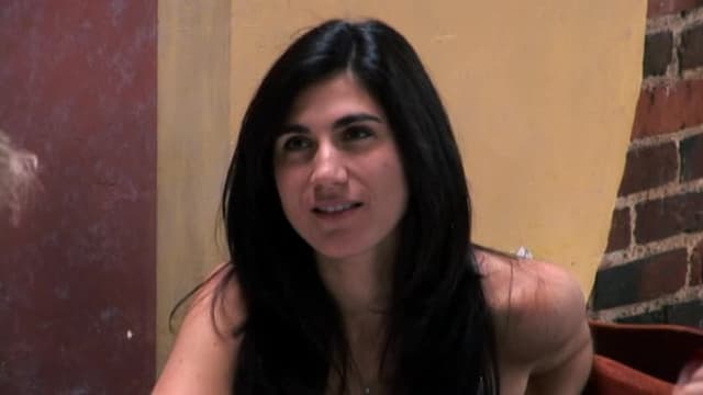 Watch Kitchen Nightmares S05:E01 - La Galleria 33 (Pt. 1) - Free TV ...