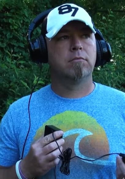 Watch Chasing Evil S01:E02 - Ashley Morris Mullins - Free TV Shows | Tubi