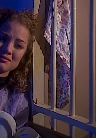 Watch Mujer Secreta S01:E124 - Capítulo 124 - Free TV Shows | Tubi