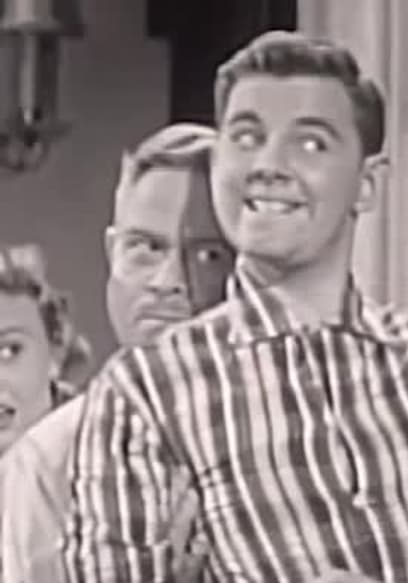 Watch Meet Corliss Archer S01:E35 - Harry the Photog - Free TV Shows | Tubi