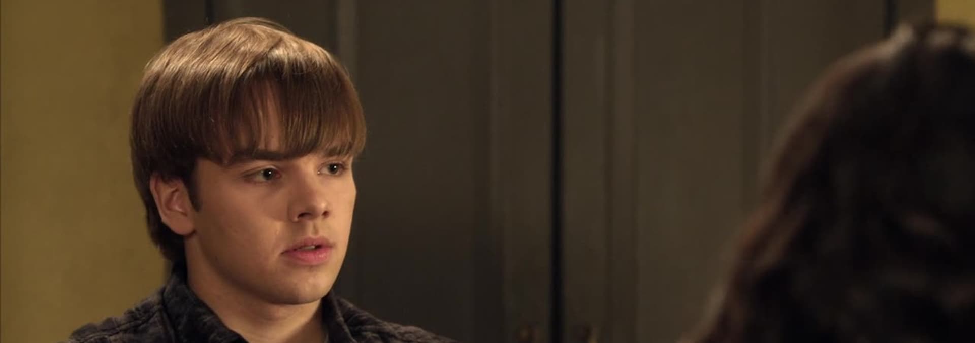 Watch Degrassi: The Next Generation S12:E288 - Waterfalls (Pt. 1 ...