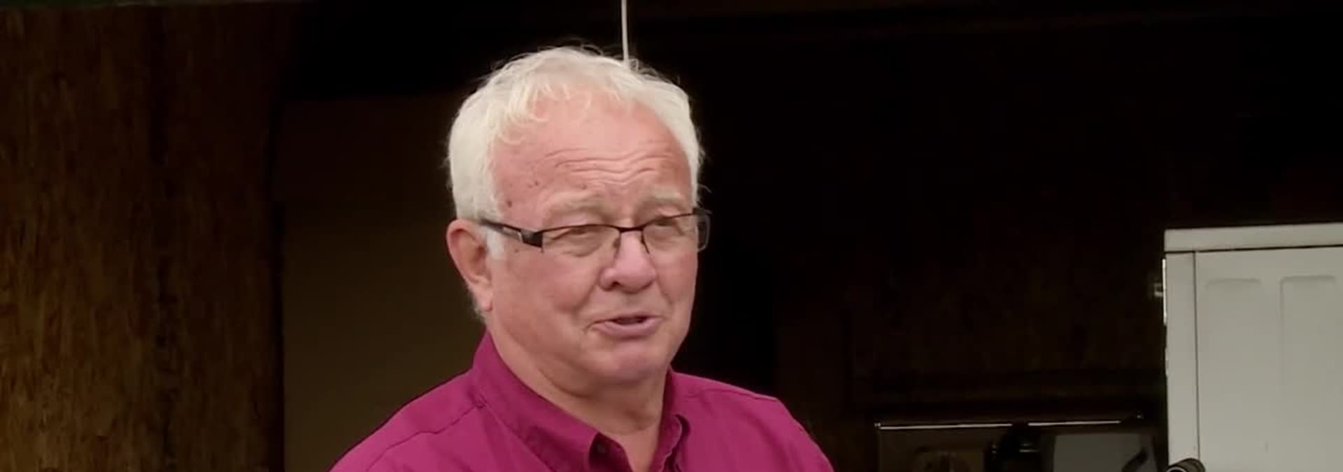 Watch Storage Wars: Northern Treasures S02:E06 - Keep Your Friends ...