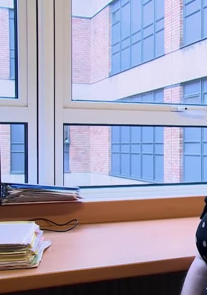 Watch Fat Doctor S05:E04 - Joanna & David - Free TV Shows | Tubi