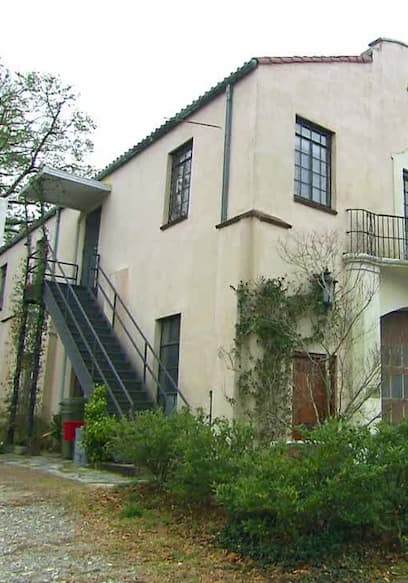 Watch You Live in What? S01:E03 - Dam, Grocery Store, Grain Silo - Free ...