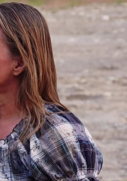 Watch Jade Fever S04:E10 - Battered and Bruised - Free TV Shows | Tubi