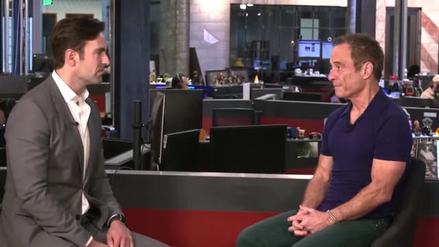 Watch The Issue Is S06:E11 - Harvey Levin - Free TV Shows | Tubi
