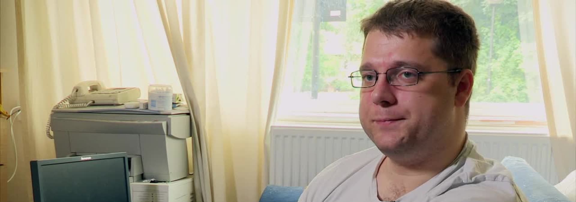 Watch Obsessive Compulsive Cleaners S01:E01 - Episode 1 - Free TV Shows ...