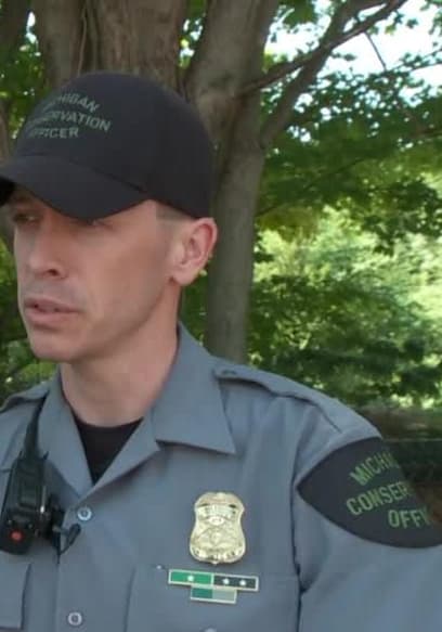 Watch Wardens S08:E13 - Man-Made Fires - Free TV Shows | Tubi