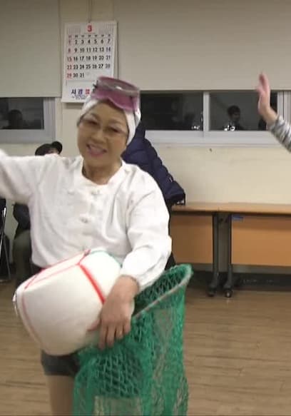 Watch Bare Feet with Mickela Mallozzi S01:E03 - Jeju Fire Festival ...